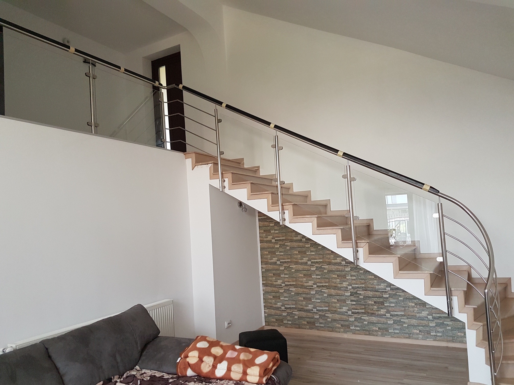 Balustrade din Inox cu sticlă - Balustrade de Inox